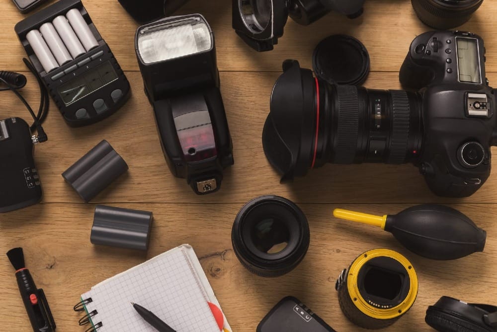 op 12 Photography Equipment and Accessories for Beginners